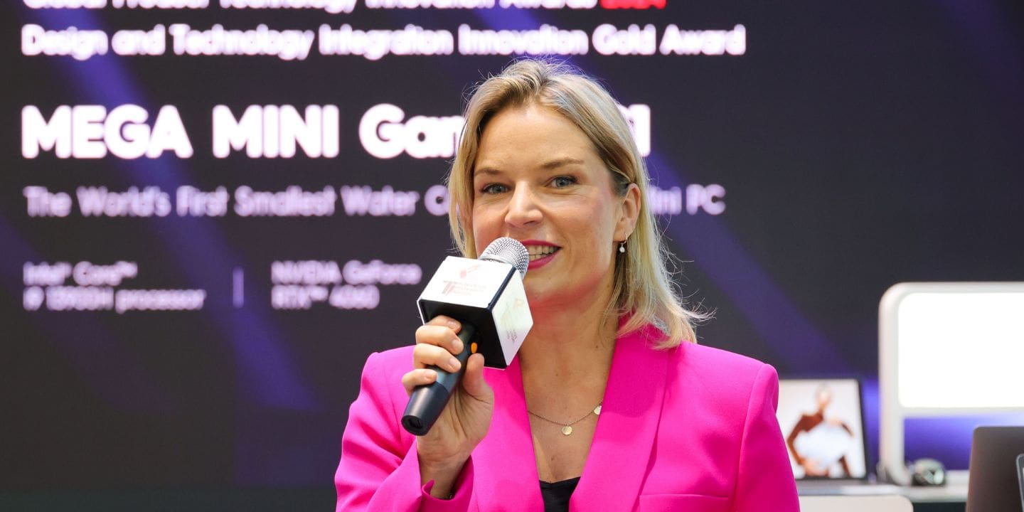 Anna Kreuzberg: Die Kunst der Moderation - event-moderatoren.com